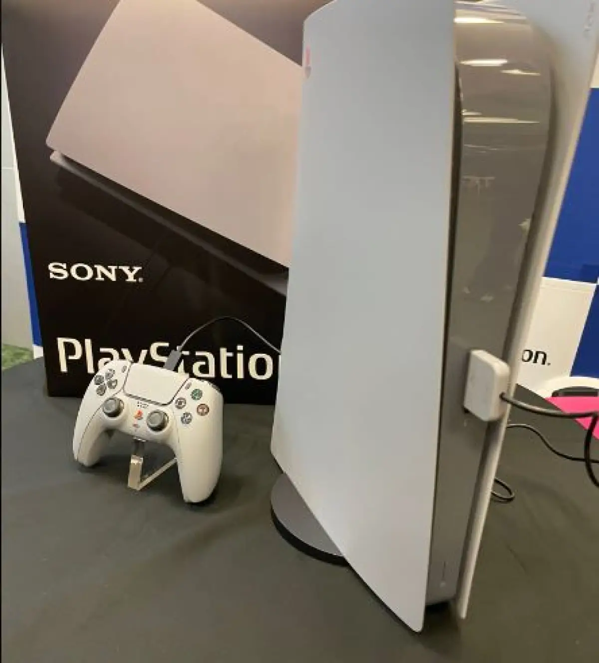 Bos PlayStation Dapat PS5 Versi PS1 yang Hanya 1 di Dunia - IndoGamers