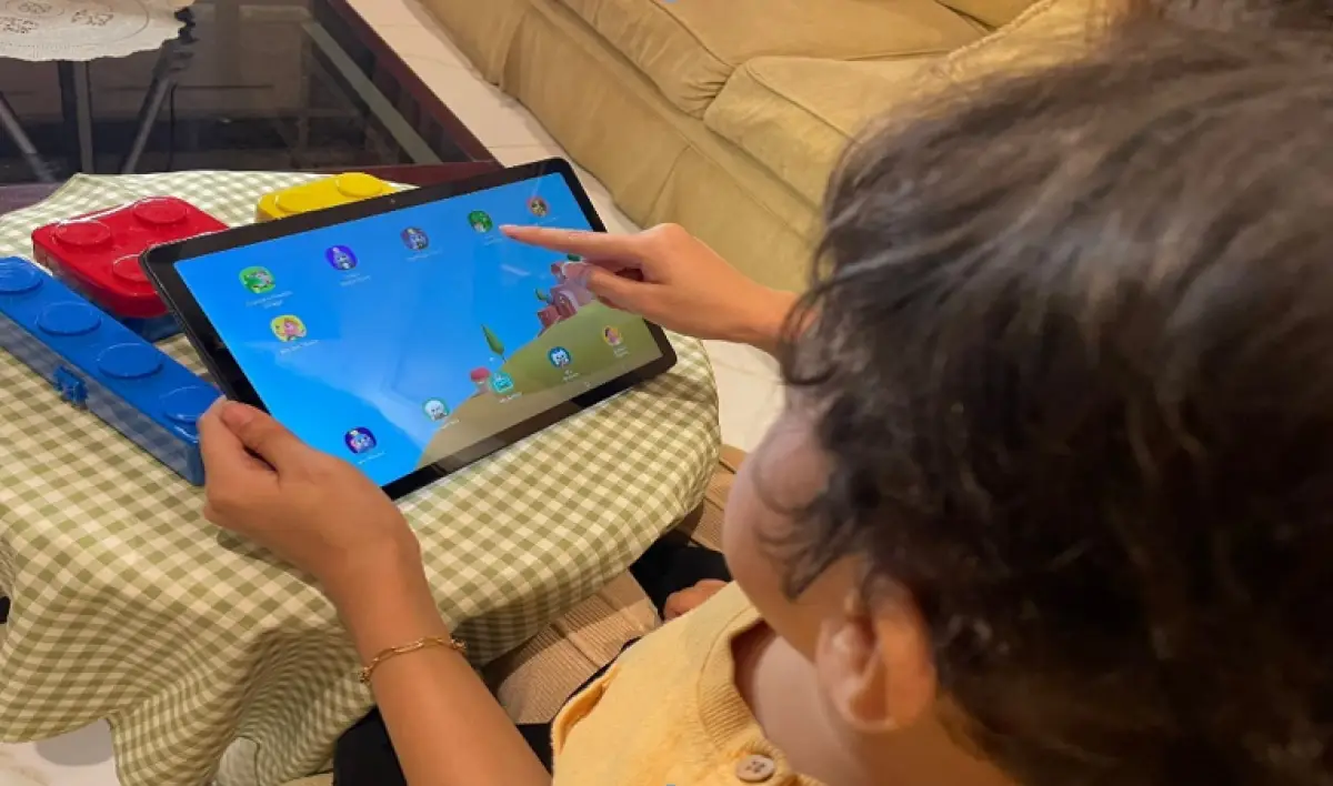 Untuk Ayah dan Bunda, Simak Tips Penggunaan Gadget untuk Bocil dari ...